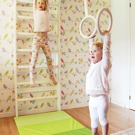 Ribbstol - Rak - Vit - Romerska Ringar - Litenleker.se